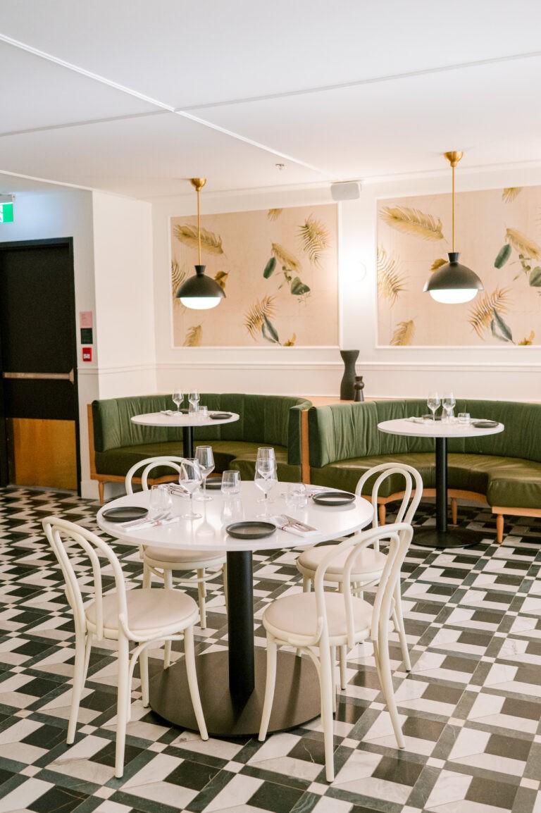 The Ultimate Guide to Eloping at City Hall in Ottawa