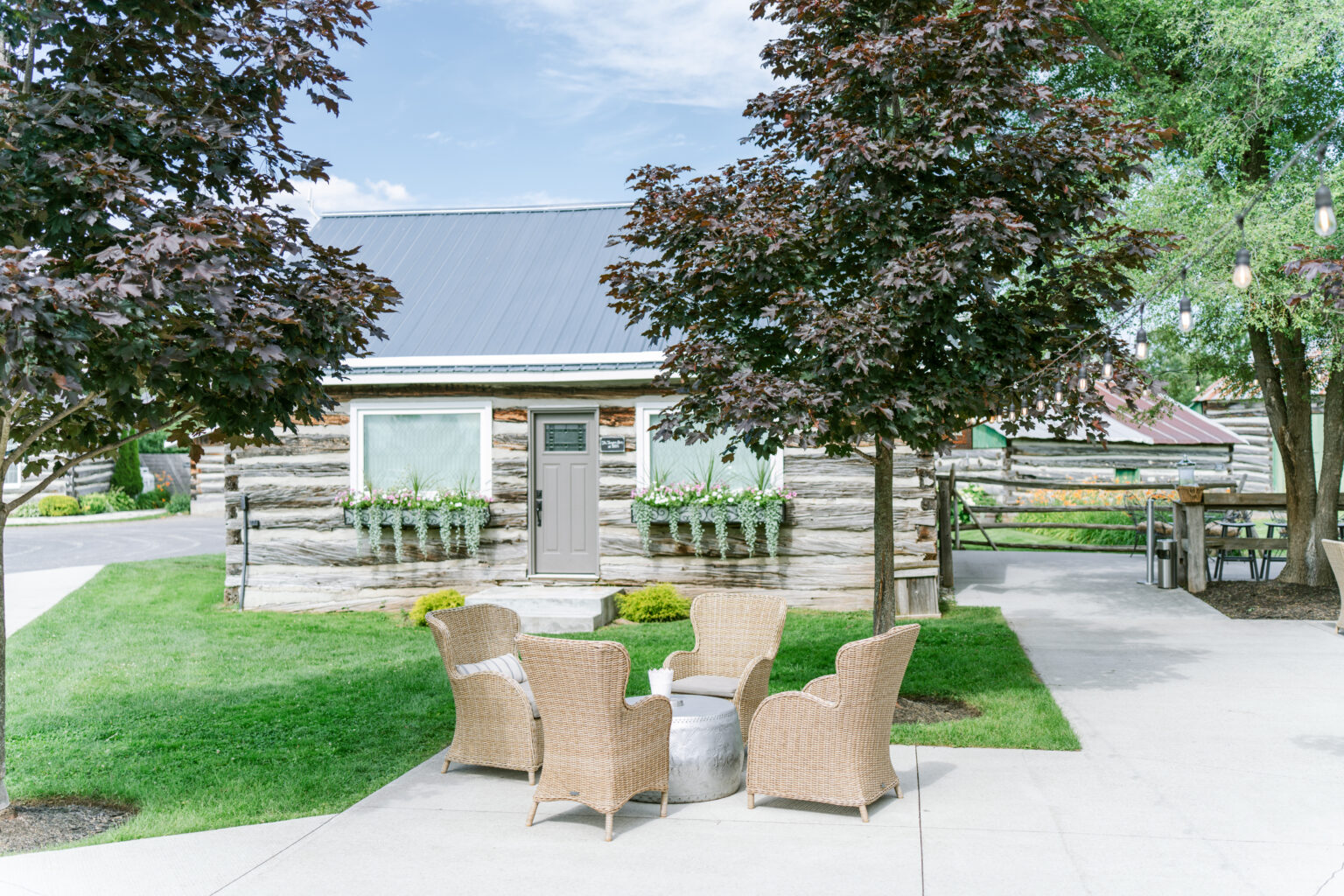 Your Guide to Getting Married at Stonefields Estate in Beckwith, On